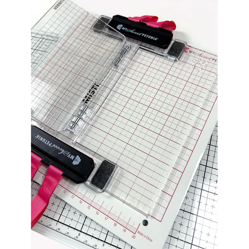MISTI LITE Stamping Tool and Simon Says Stamp 8x8 Pawsitively Perfect